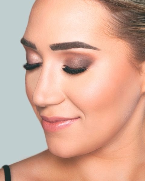 Mutatós őszi smink kétféle variációban – ragyogj a hétköznapokon és a ...