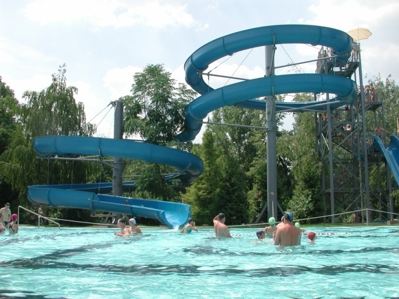 Gyulai Várfürdő - Gyógyfürdő - Aquapalota - Castello Szaunapark ...