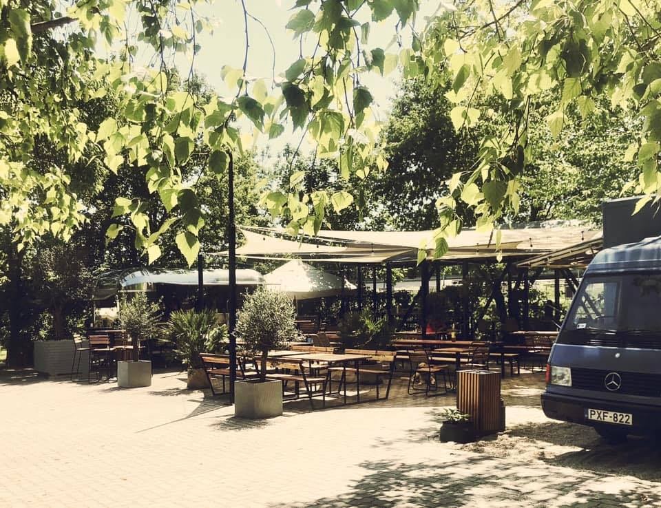 Peter`s Terasz Balatonakarattya - Programturizmus