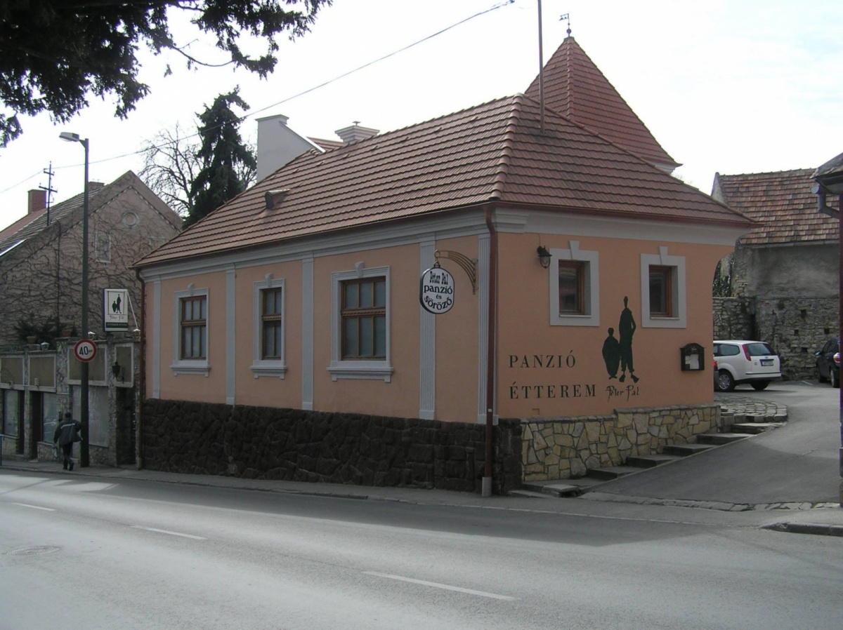 Péter Pál Panzió Veszprém - Programturizmus